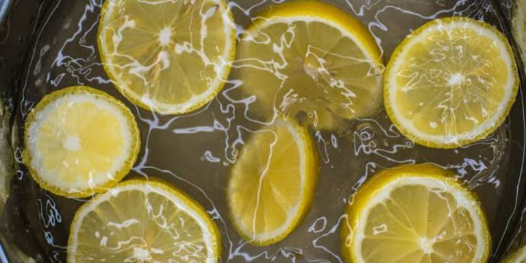 The Surprising Health Benefits of Boiling Lemon Peels: A Simple Natural Remedy for Your Body ...